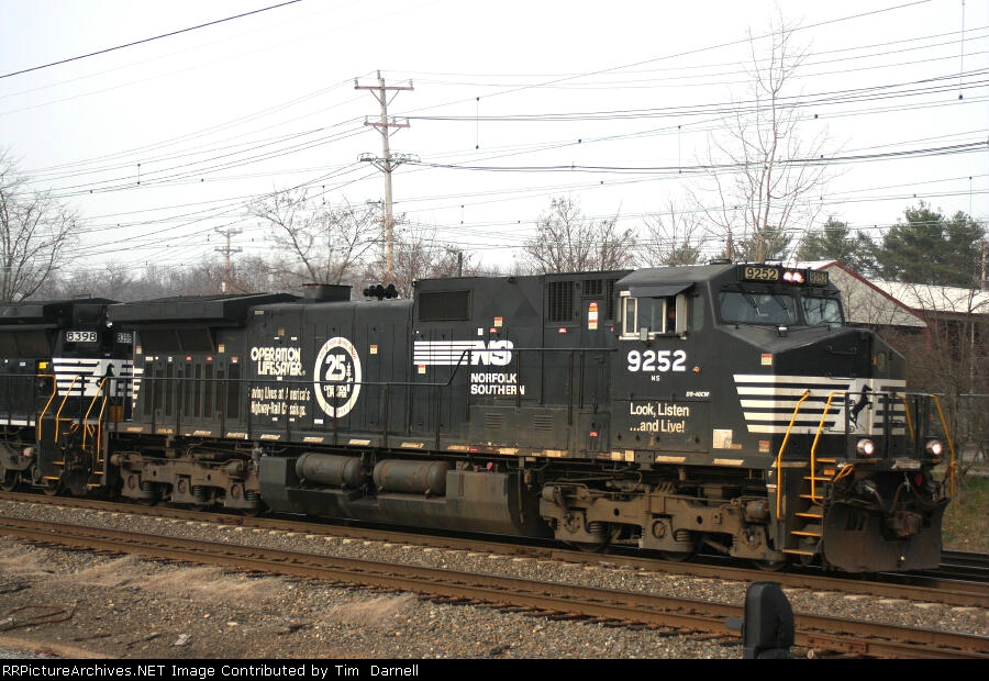 NS 9252 on 36A.